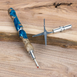 2-in-1 mini scissor and seam ripper kit